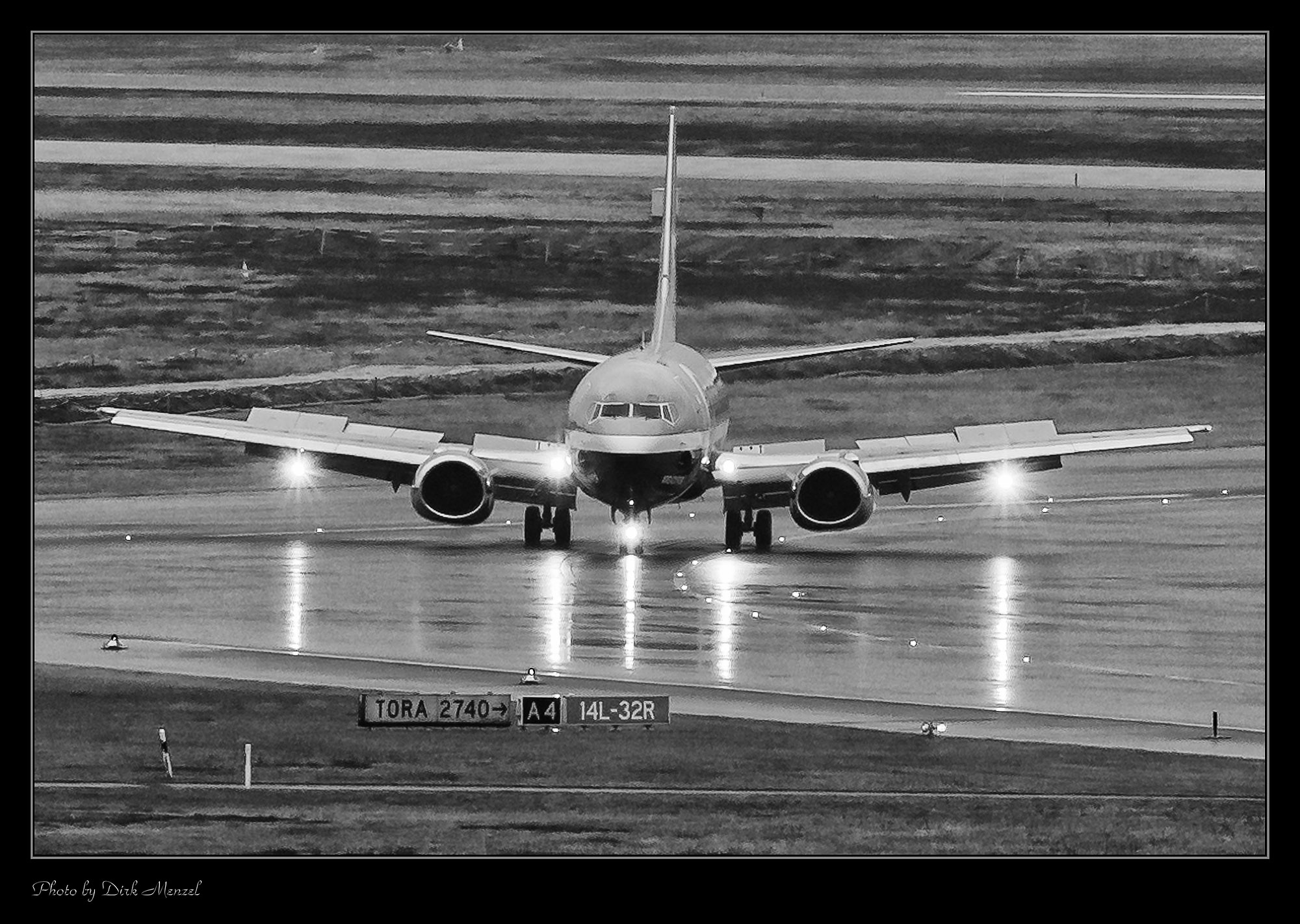 Being 737 300